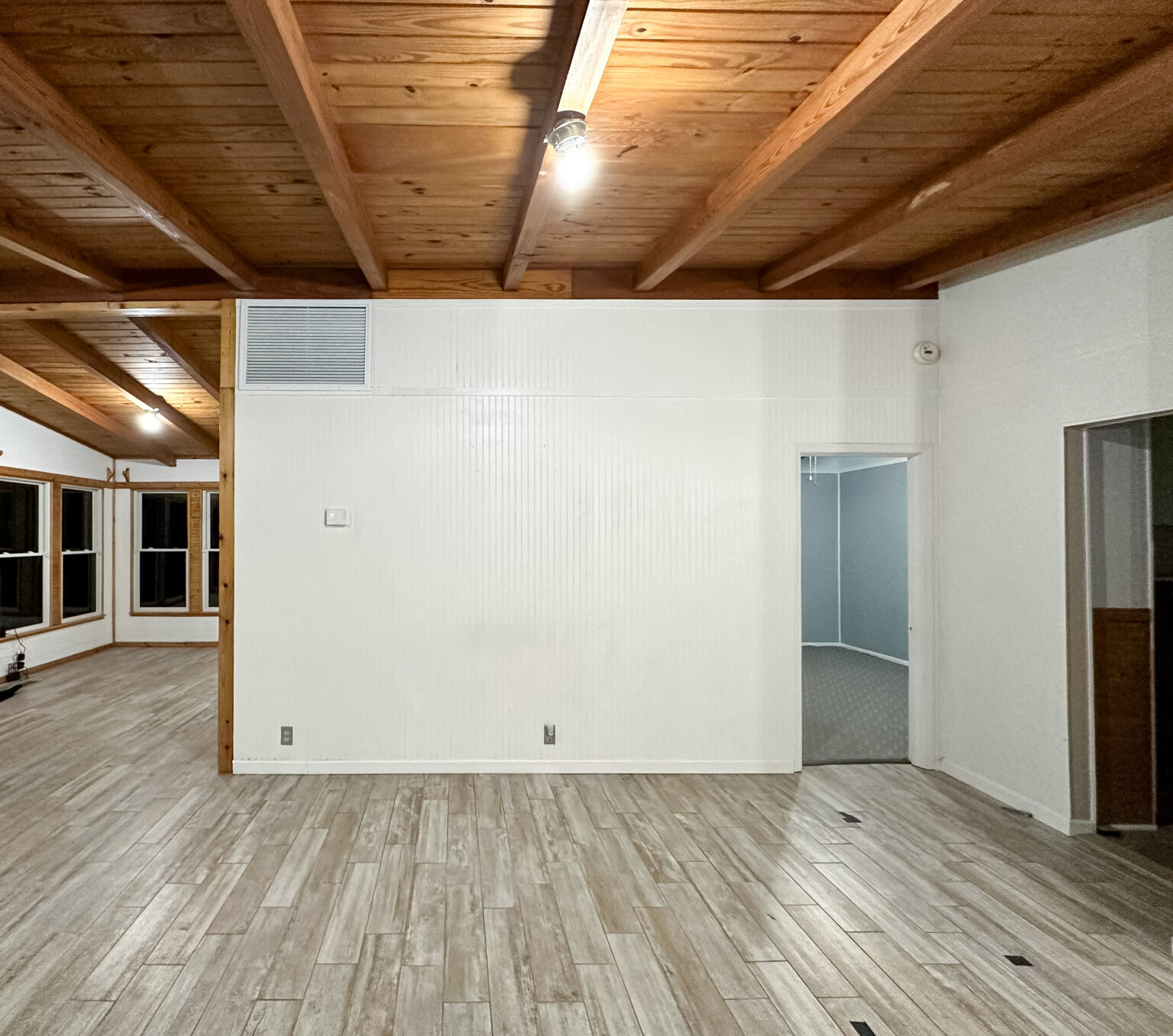 Battle on the Beach | Kitchen and Dining Reveal | afterhoursfarm-mi.com